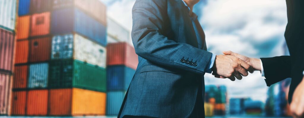 Trading Companies: entenda do surgimento à atualidade